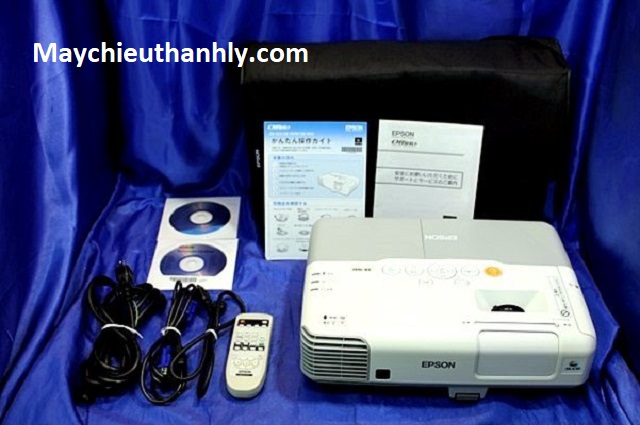 Máy chiếu Epson EB-900 cũ sáng cao, hình ảnh tốt